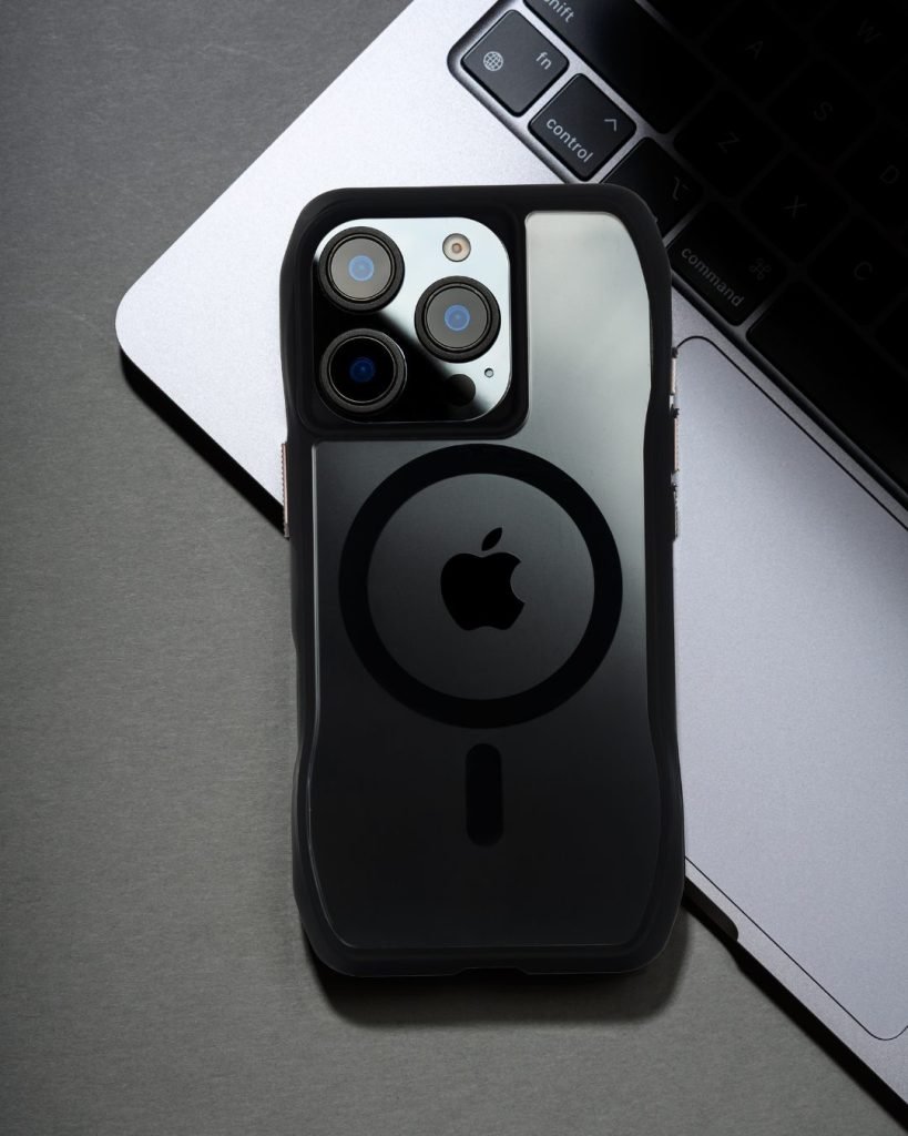 Magsafe Perfect Grip Hold Transparent Case for iPhone 16 Pro Max - Black